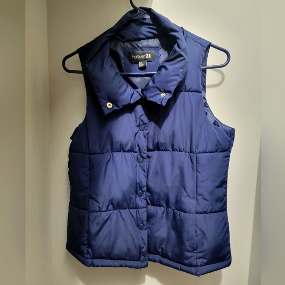 Forever 21 | Jackets & Coats | Navy Blue Puffy Vest | Poshmark